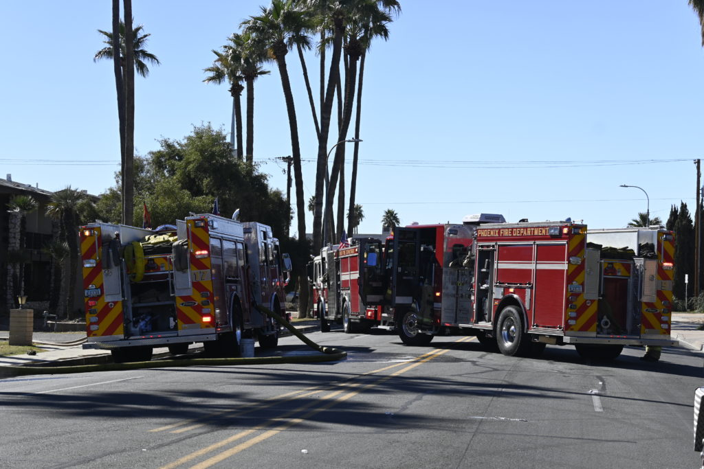 2/18/22 First Alarm Phoenix Two Story Apt House Fire On The Second ...